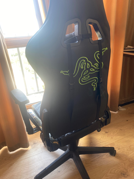 Игровой стул Razer