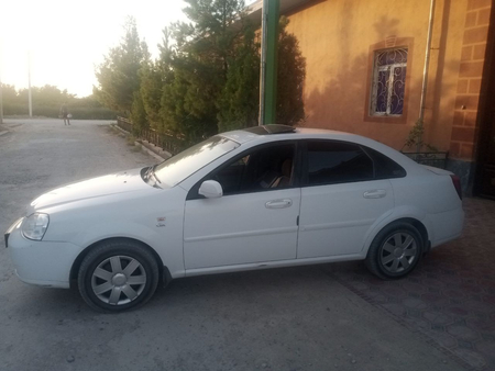 Lacetti 1.8 holati yaxshi