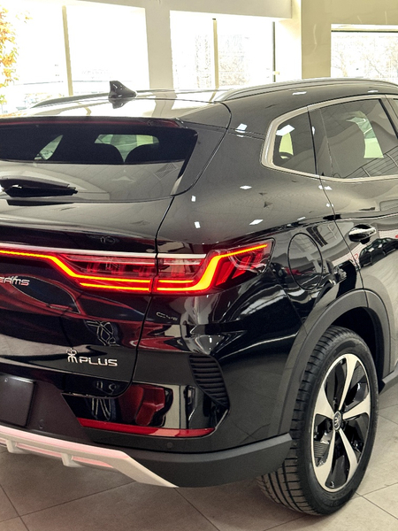 Byd song plus flagship