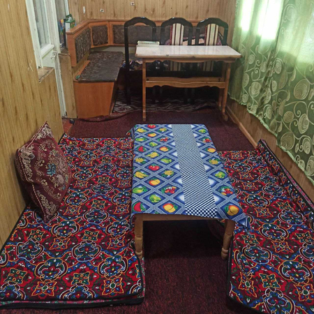 Продаётся в Массив Чимбой коракамиш 2 комнатная квартира 1 этаж