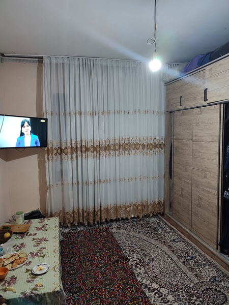 Срочно продаётся 3 комнатная кв. под офис на 1 этаже в Бадамзаре.