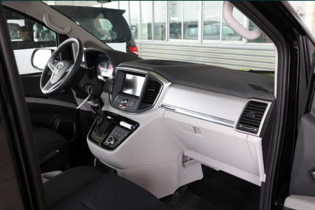 JAC M4 автомат коробка минивенлар Тошкентга этиб келди