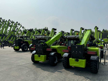 Телескопический   Погрузчик  ZOOMLION  ZTH2506