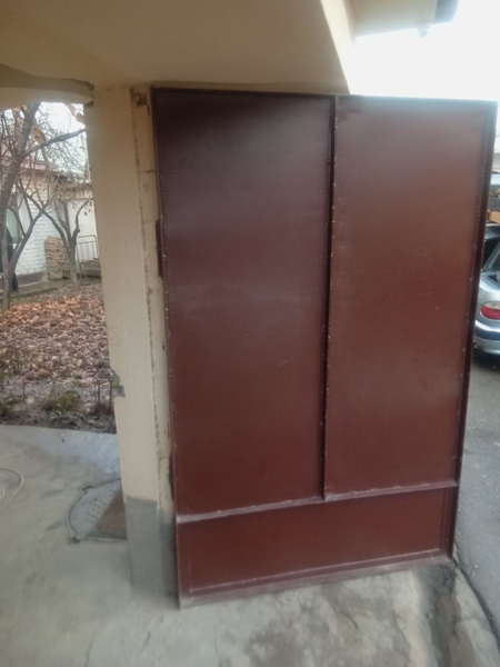 Продаются железные ворота и двери