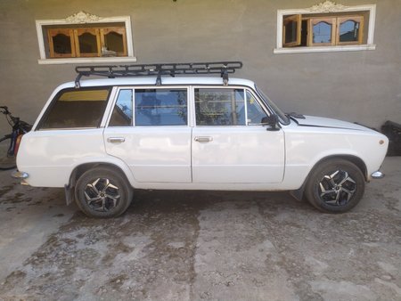 Lada 2102 universal