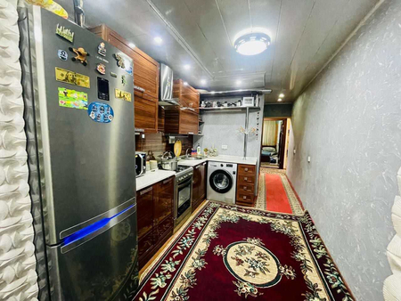 3 xonali 76m1 1-qavat.4-qavatli panelniy dom