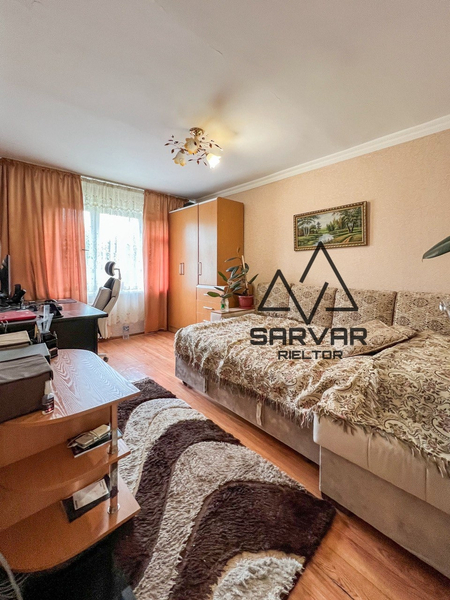Продаётся 3/2/4 Буюк ипак йули