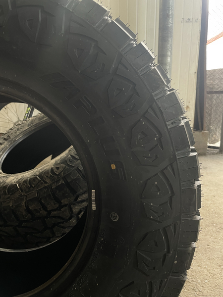 A-Plus 285/75/16 Shredder R/T-M/T универсальная резина для внедорожник