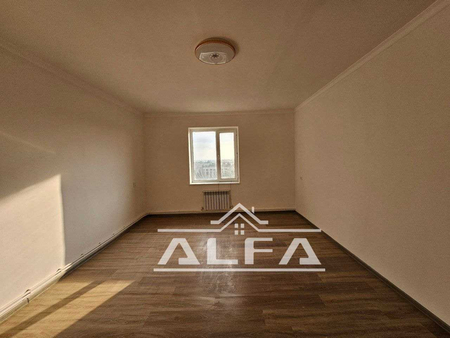 2 xonali 76m² 5-qavat sotiladi.