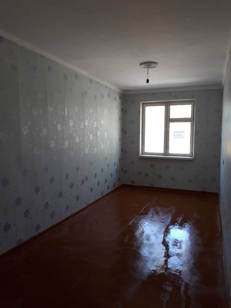 2 комн., 8 микр, 2 этаж, с отоплением,  (парка Бабура)