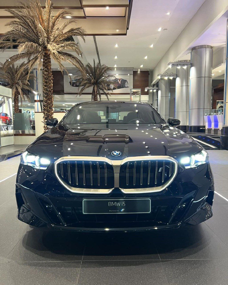 Bmw i5 Drive 35L full