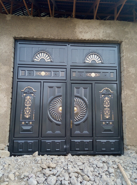 Darvoza  panjara va perilalar yasab urnatib beramiz..