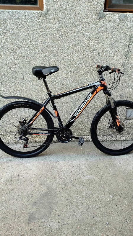 Skilmax velosiped Man 1 yil haydagan man Choʻtki turibdi