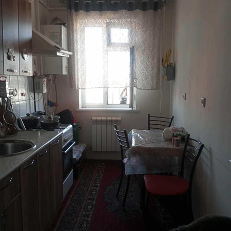 Сергели 7а 3/7/7 продам срочно 60-квадрат