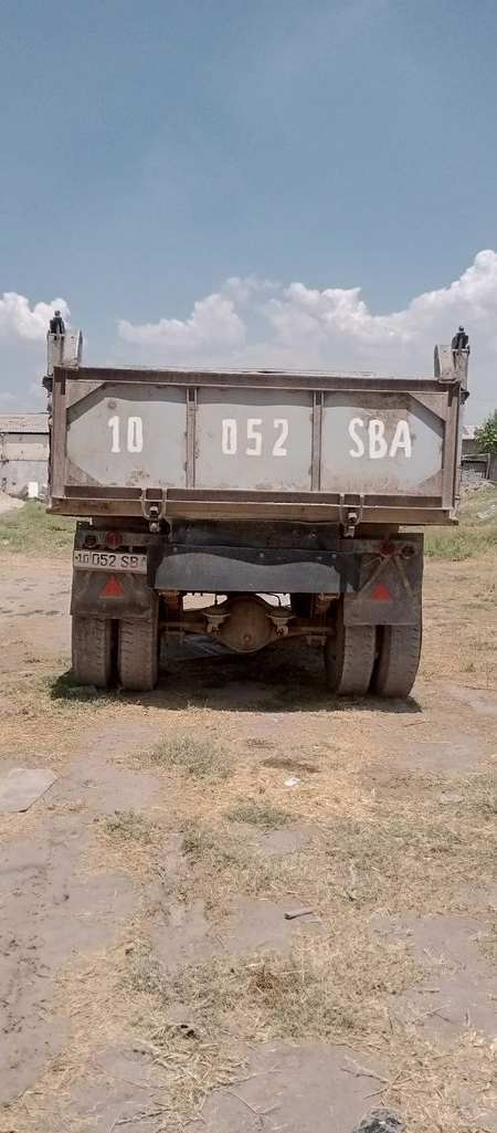 Zil sotiladi sirochna