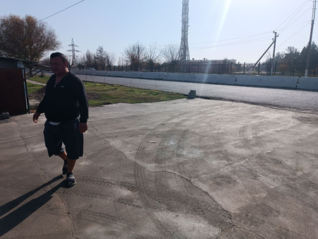Ховли йул йокасида