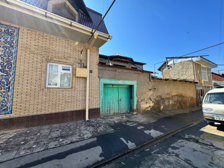 Продается дом площадью 2 соток по улице Махмуджонова