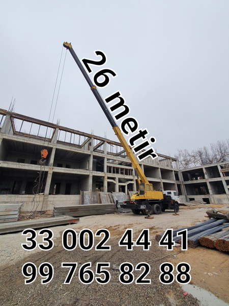 Avto kran usluga  26 metir