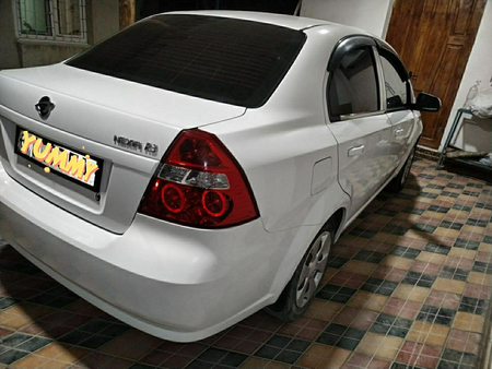 Автомобил Ravon Nexia R3