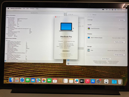 Macbook Pro 15 core i7-16GB/256GB 1.5GB Intel Iris Graphics