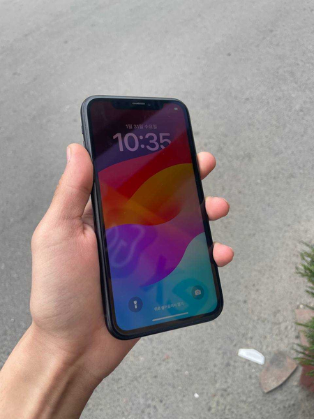 iPhone xr 83yomkst