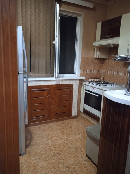 Sorchna sergle 7 ikki xona dom Yevro remont mebel texnikasi bilan