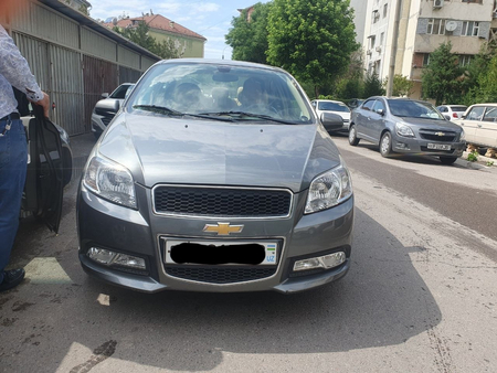 Nexia 3. 9500 y e
