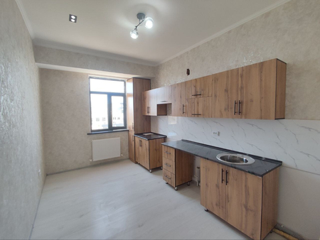 Продается новая 1 ком квартира на 3 этаже, ор:ГУВД светофор