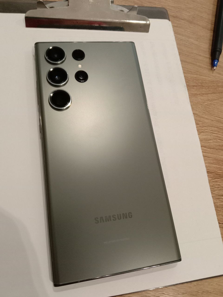 Продаётся S 23 Ultra Telefonica