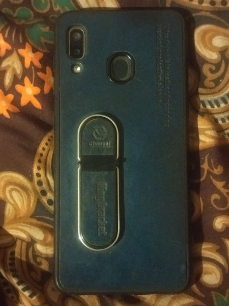 Samsung A20 Holati zor
