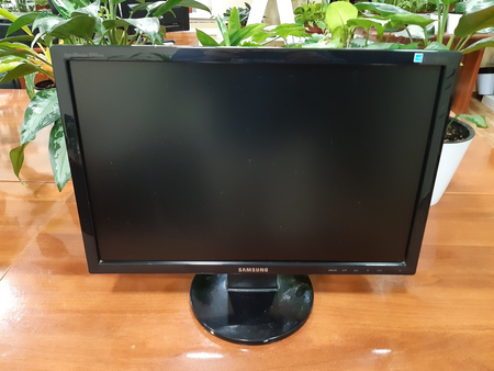 LCD Монитор 17' 19' Samsung, LG