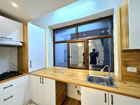 Продается 3 ком. Квартира площадью 72 кв.м. В Вокзале ор. Парк
