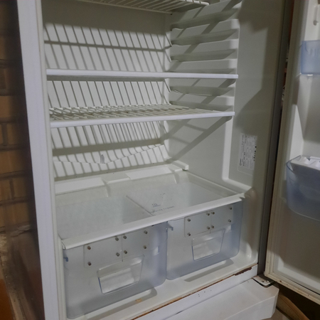 Холодилник indesit