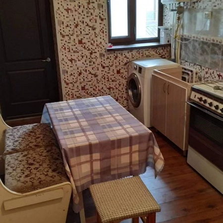 Своя квартира КАРАСУ-6 Авайхон базарчик 19Б