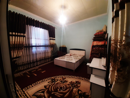 Joy sotiladi manzil lelin maktap gaz svet bor 7 xona banya bor