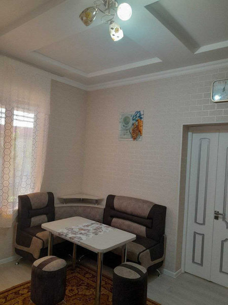 Продаётся дом В Яшнабадском районе  ( Кадышева).