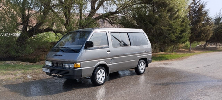 Chevrolet safari срочно