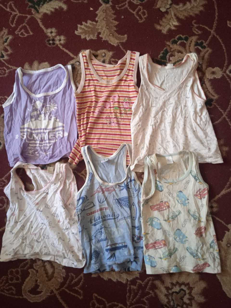 Продаю одежду на девочку 3-5 лет