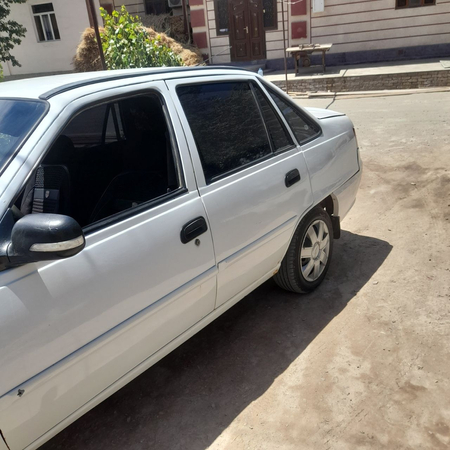 Нексия 2 сотилади