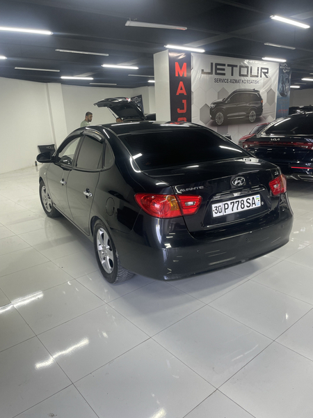 Hyundai avante 2008 luks