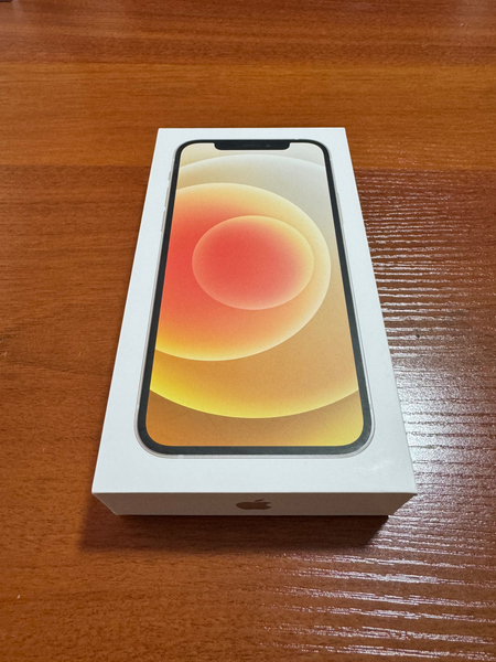 iPhone 12 128 gb white