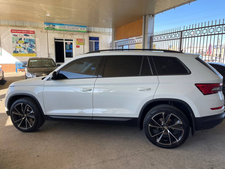 Skoda kodiaq ideal holatda