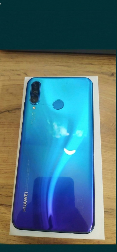 Tel sotiladi Huawei