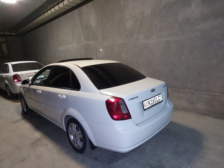Lacetti  1.8 A/T 2009 y