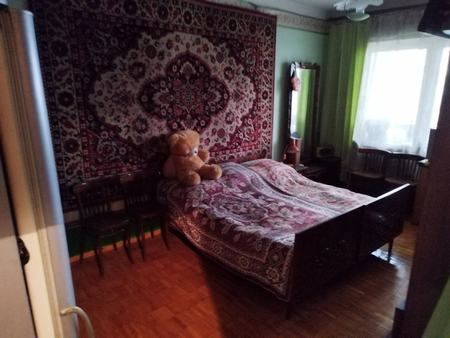 Продам  3 комнатную на Юнусабаде 12