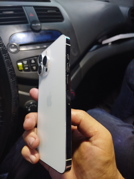 iPHONE 1 3 pro max