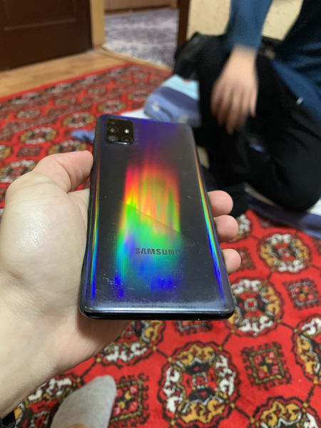 Galaxy A51 flagman