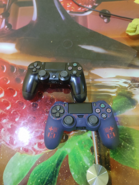Playstation 4 Pro lar 2ta sotiladi !