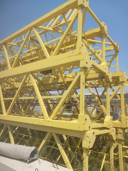 Башенный Кран  (LIEBHERR)  Любой марки