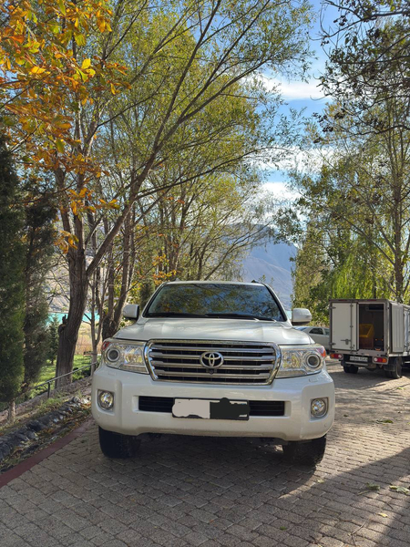 Land Cruiser 200